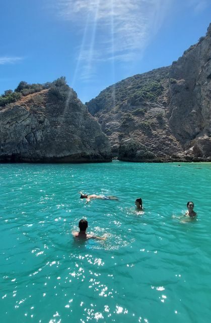 Sesimbra: Secret Bays and Beaches Boat Tour with Snorkeling - Authentic Insights from Tour Reviewers