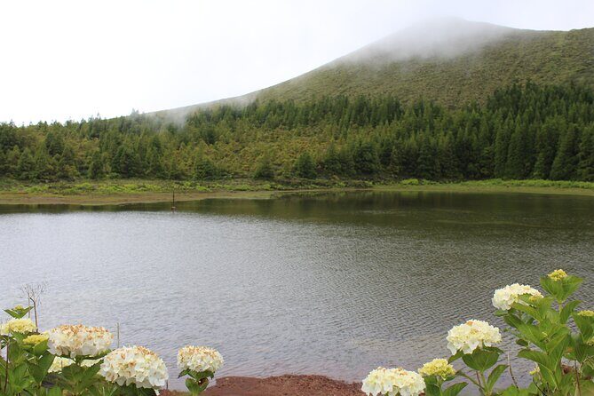 Sete Cidades Full-Day 4WD Tour from Ponta Delgada with Hiking - Why This Tour Is a Great Choice