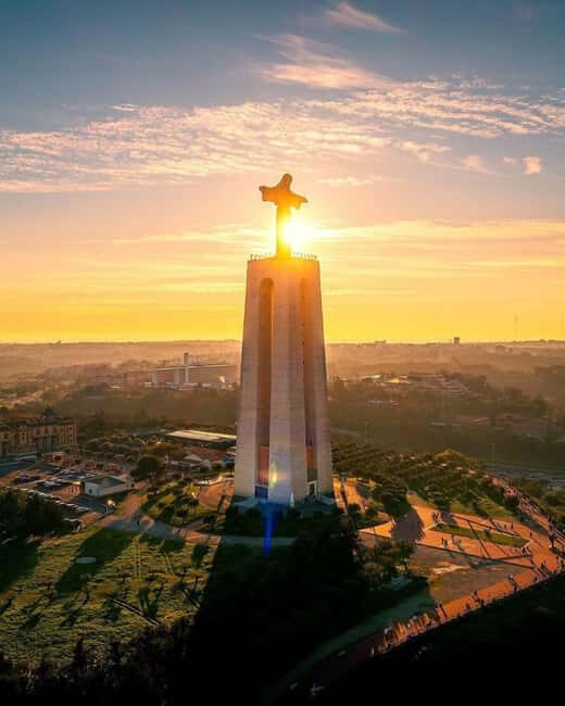 Setúbal,Sesimbra& Palmela - Nature&Culture - The Transport and Guide