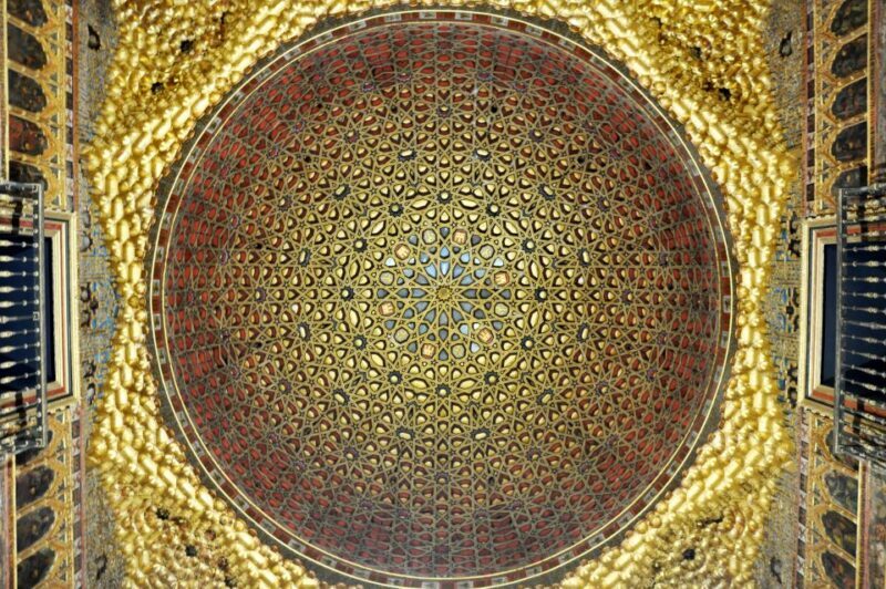 Seville: Alcazar & Cathedral Skip-the-Line Guided Tour - Free Time and Transition