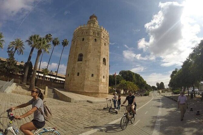 Seville Bike Tour - Key Points