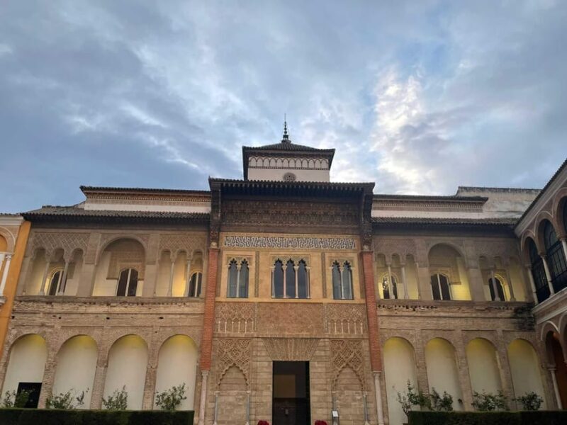 Seville: Cathedral & Alcázar Guided Tour with River Cruise - Scenic River Cruise
