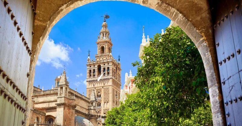Seville: Cathedral, Giralda, and Alcazar Guided Tour - In-Depth Look at the Seville Monuments Tour