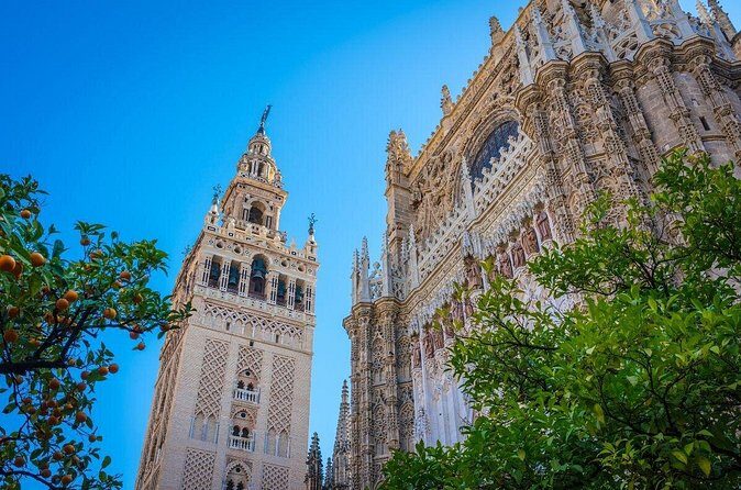 Seville, Cathedral, Giralda and Real Alcazar From Algarve - FAQ