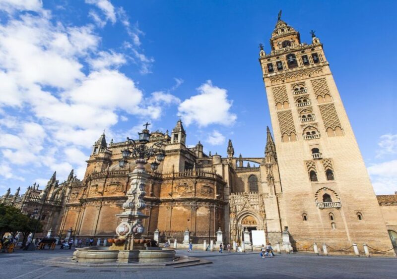 Seville: Cathedral & Giralda Guided Tour with Entry Tickets - Authentic Experiences and Hidden Gems