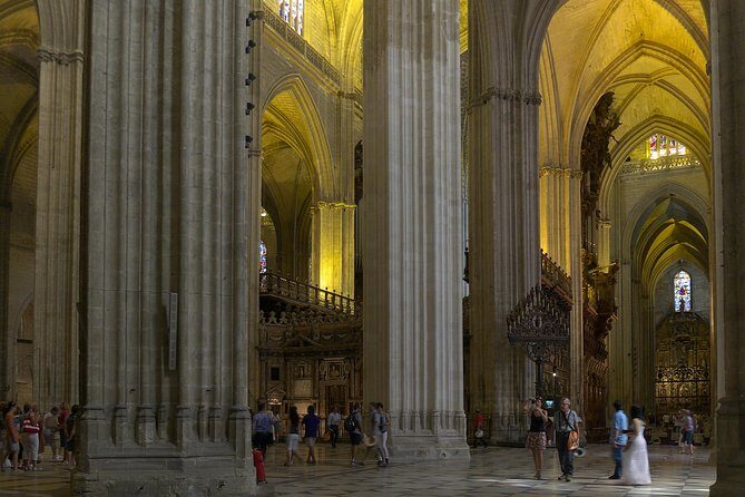 Seville Cathedral & Giralda: Guided Tour with Fast-Track Tickets - An In-Depth Look at the Tour Experience
