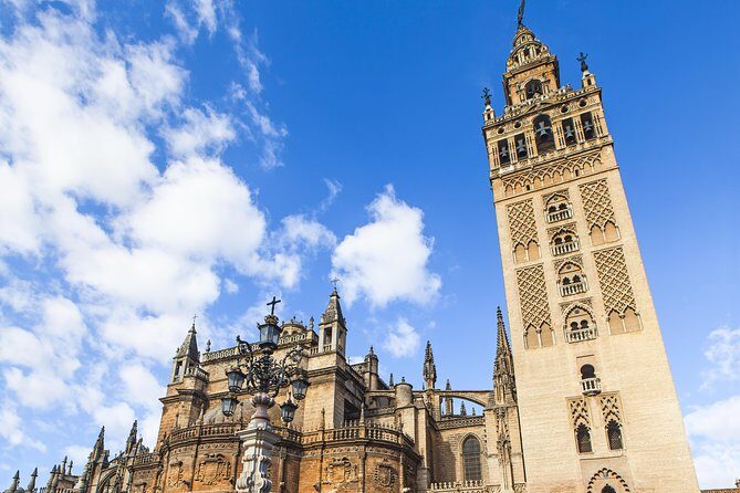 Seville: Cathedral & Giralda Guided Tour with Tickets - The Itinerary Breakdown