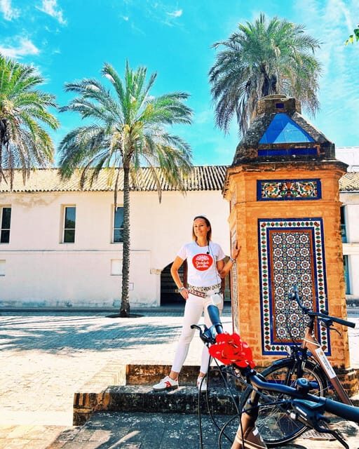Seville: Dutch Cycling Highlights Tour with local guide - Who is This Tour Best Suited For?