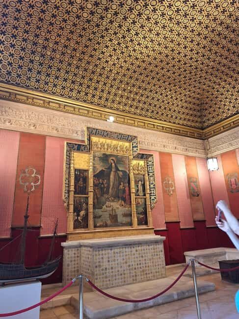 Seville: Guided tour of the Alcazar, Cathedral, and Giralda - Key Points