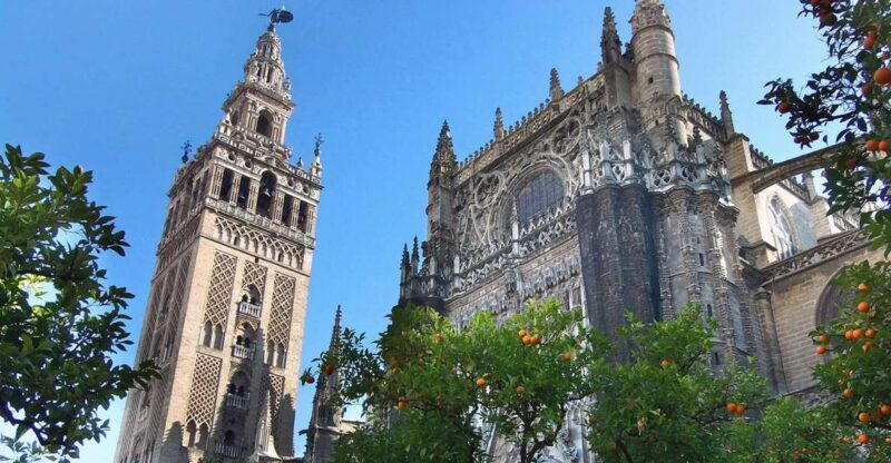 Seville: Guided Tour with Cathedral & Giralda Entrance - Key Points