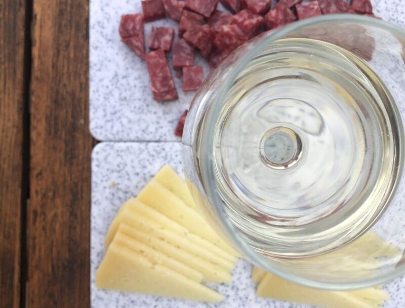 Seville: Paella Cooking Class & 30-Min Local Expert Q&A - Setting the Scene: Where and What to Expect