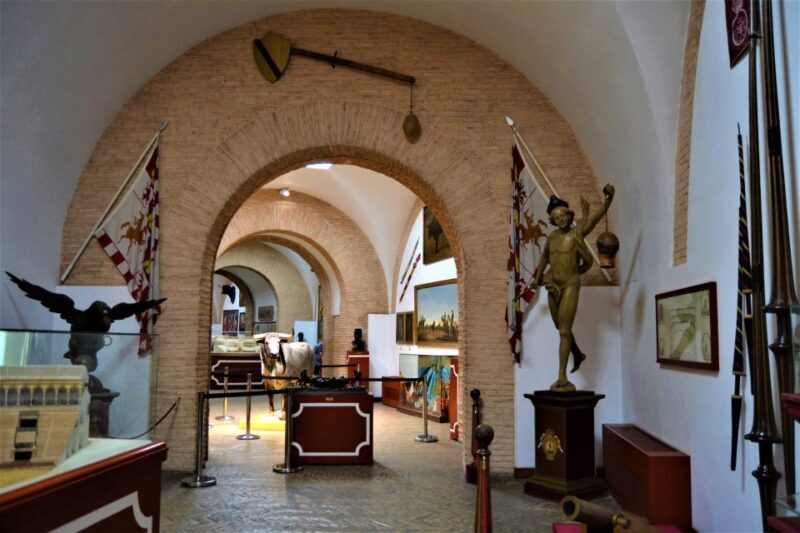 Seville: Plaza de Toros and Museum Guided Tour in Spanish - Key Points