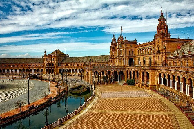 Seville Private Tour from Cadiz Port/Hotel Pick up - Key Points