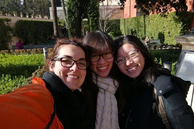 Seville Private Tour to the Royal Alcazar and Cathedral - Key Points