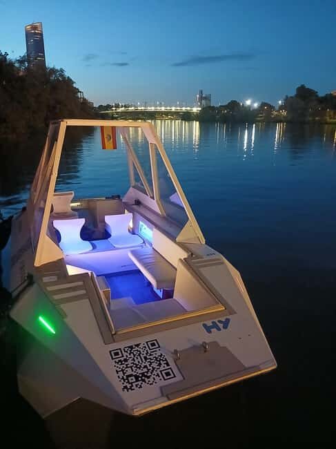 Seville: Sail the River. 100% private - Key Points  