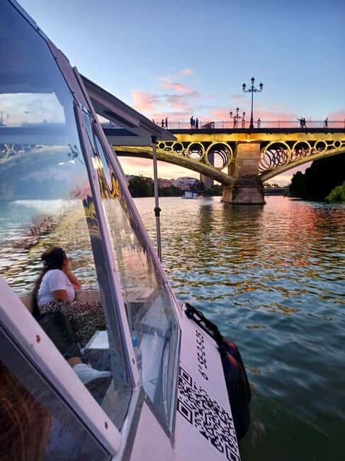 Seville: Sail the River. 100% private - The Flexibility of the Experience  