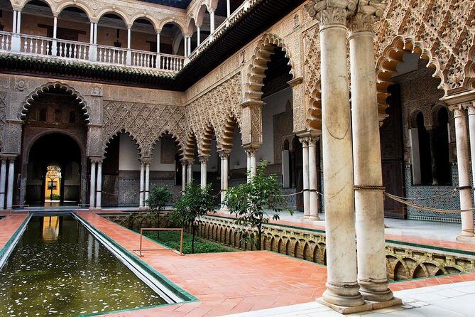 Seville Sightseeing Tour with Alcazar and Cathedral Tickets - Key Points
