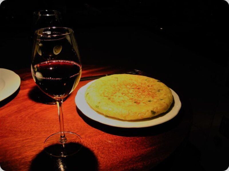 Seville: Tapas and Flamenco Experience - Logistics and Practical Tips