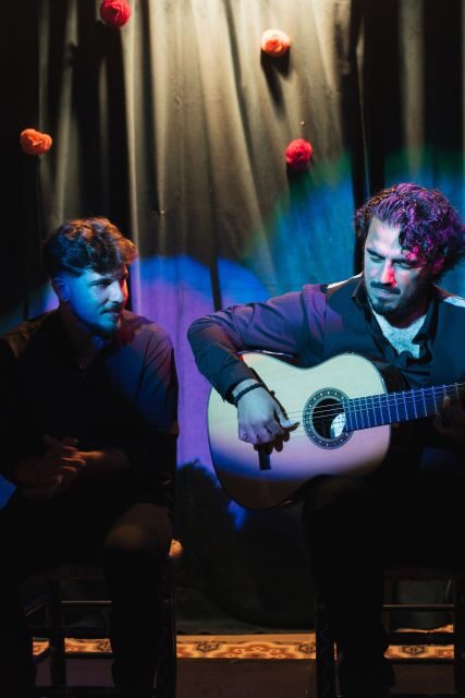 Seville: very intimate flamenco show at Casa Flamenco Azahar - Key Points