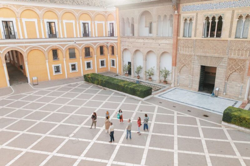 Seville: VIP Exclusive Early Access Tour of The Alcazar - FAQs