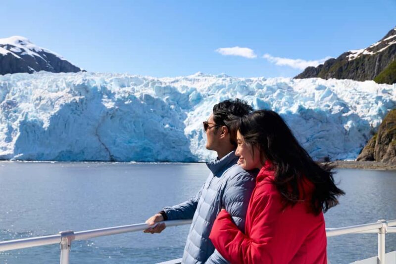 Seward: Kenai Fjords National Park Glacier & Wildlife Cruise - An In-Depth Look at the Kenai Fjords National Park Glacier & Wildlife Cruise