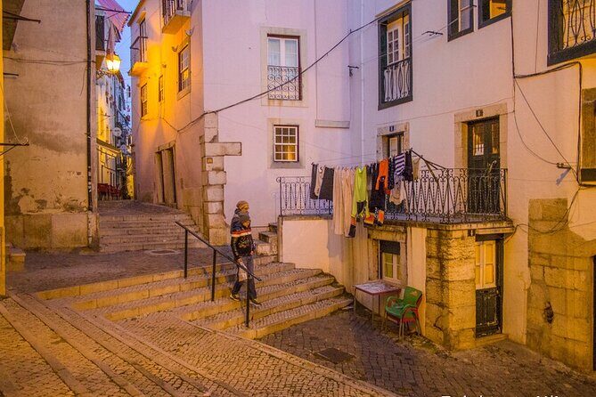 Shared Arrival Transfer: From Lisbon Airport to Hotels - FAQ