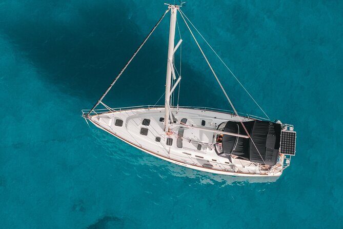 Shared Experience. Sunset Sailing Puerto Banus - Key Points