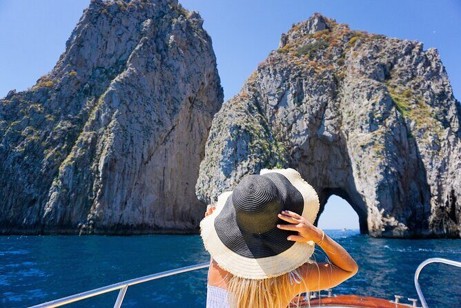 Shared half-day boat tour to Capri from Sorrento - FAQ