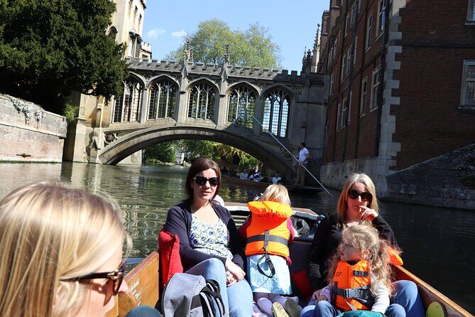 Shared Punt Tour - Cambridge - The Itinerary Breakdown