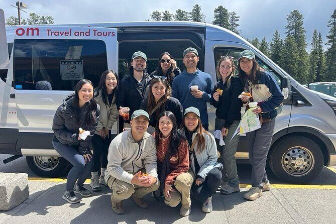 Shared Tour: Lake Louise & Moraine Lake from Canmore/Banff - FAQ