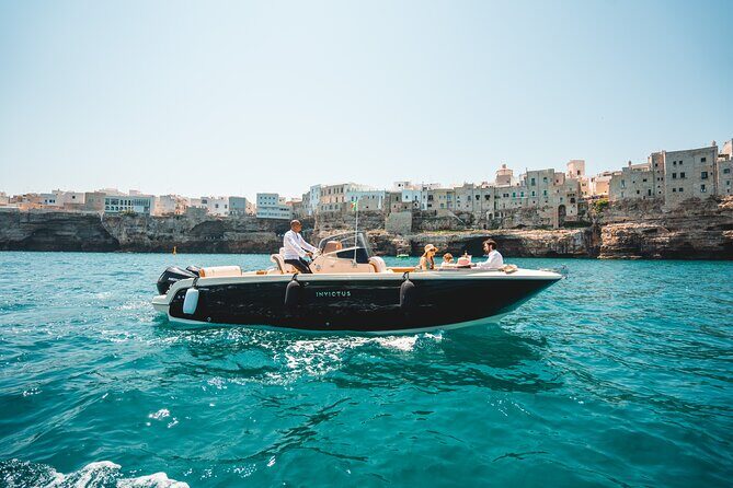 Shared tour of Polignano a Mare by boat with prosecco - Practical Details & Tips