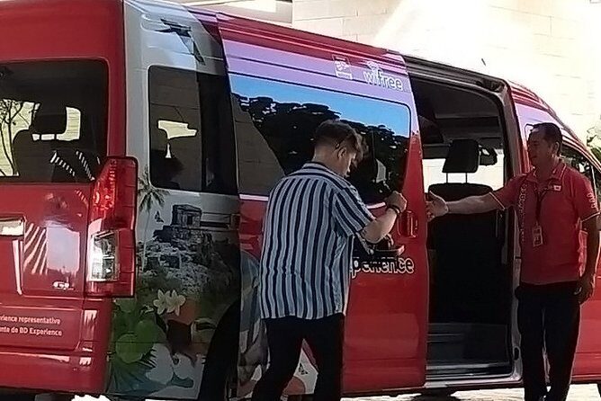 Shared transfer R/T VAN Apto-Muelle Ferry Isla Mujeres-Apto C/ Tickets Ferry - Who Would Benefit from This Service?