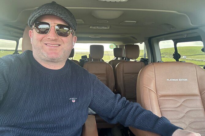 Sheepdogs in the countryside, authentic Dubliners city tour combo - A Day in Dublin and Wicklow: An Honest Breakdown