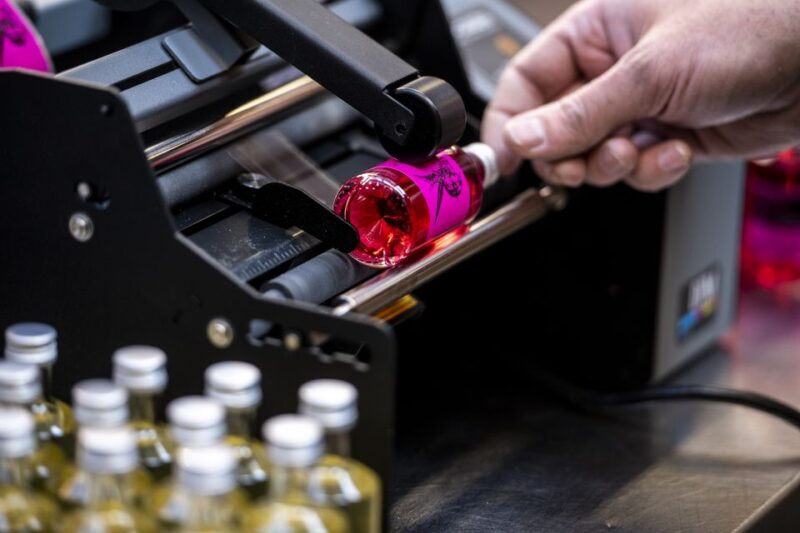 Sheffield: Gin Distillery Tasting Visit with Guided Tour - Key Points