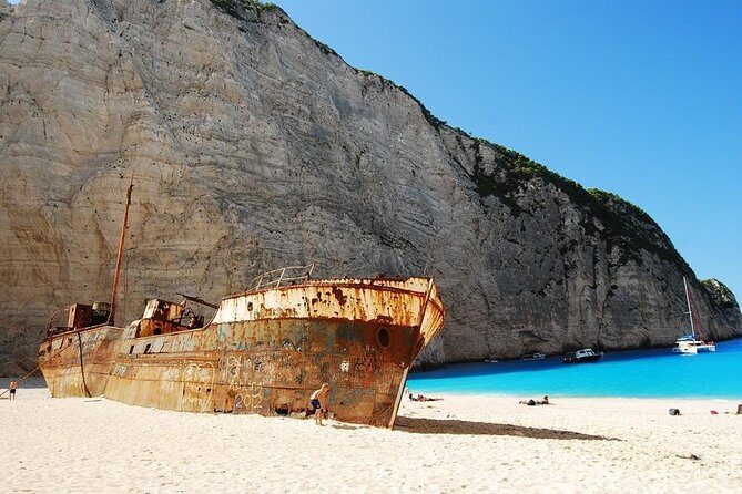 Shipwreck and Blue Caves- 8m Private Boat Tour (up to 11pax) - Who Will Love This Tour?