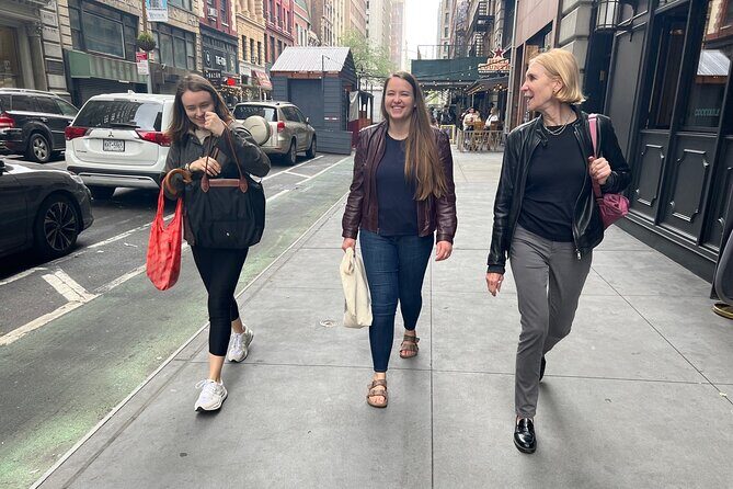 Shop Brooklyn Secondhand Fashion with a Personal Shopper - A Deep Dive Into the Brooklyn Secondhand Shopping Tour