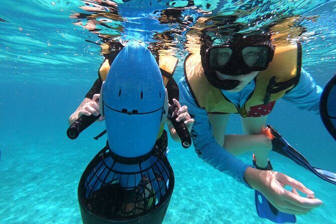 Shopping & Mexican Flavors with Transportation Included - Key Points