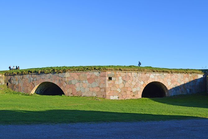 Shore Excursion- City sightseeing and Suomenlinna from Helsinki Harbors - Key Points