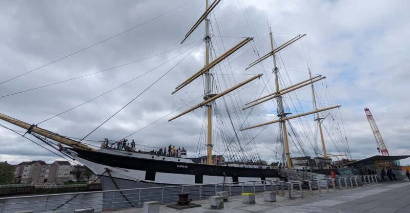 Shore Excursion f/Greenock: Glasgow, Kelpies, Falkirk Wheel - Key Points
