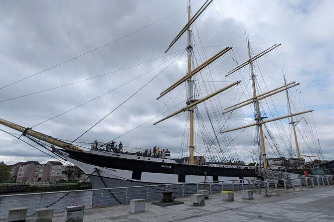 Shore Excursion from Greenock: Glasgow, Kelpies, Falkirk Wheel - An In-Depth Look at the Itinerary