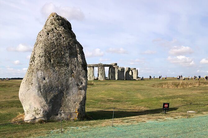 Shore Excursion Stonehenge & Salisbury Cathedral (Magna Carta) - The Sum Up
