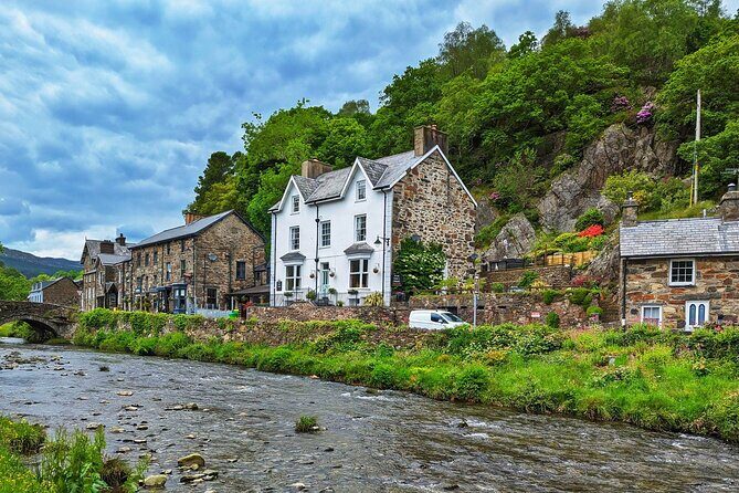 Shore Excursions - Bespoke Day Tour of North Wales - Key Points