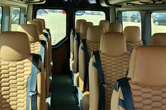 Shuttle Transfers From Santorini Port - A Closer Look at the Shuttle Transfer Experience in Santorini