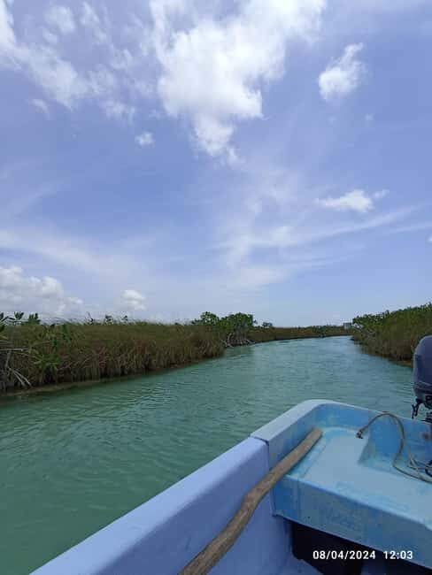 Sian Ka muyil lagoon tour floating + Cenote - Discovering the Sian Ka Muyil Lagoon Tour: An Authentic Mayan Experience