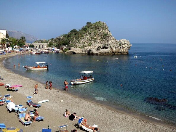 Sicilian wine tasting on the boat in Taormina - Start in Taormina — A Coastal Welcome