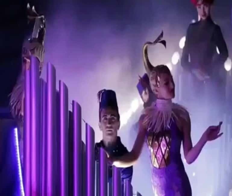 Side: Night Shows at The Land Of Legends with Transfer - Practical Details and Tips