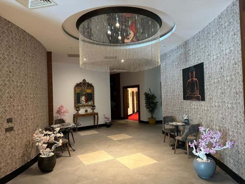 Side: Turkish Bath Experience with Massage & Hotel Pickup - Key Points  