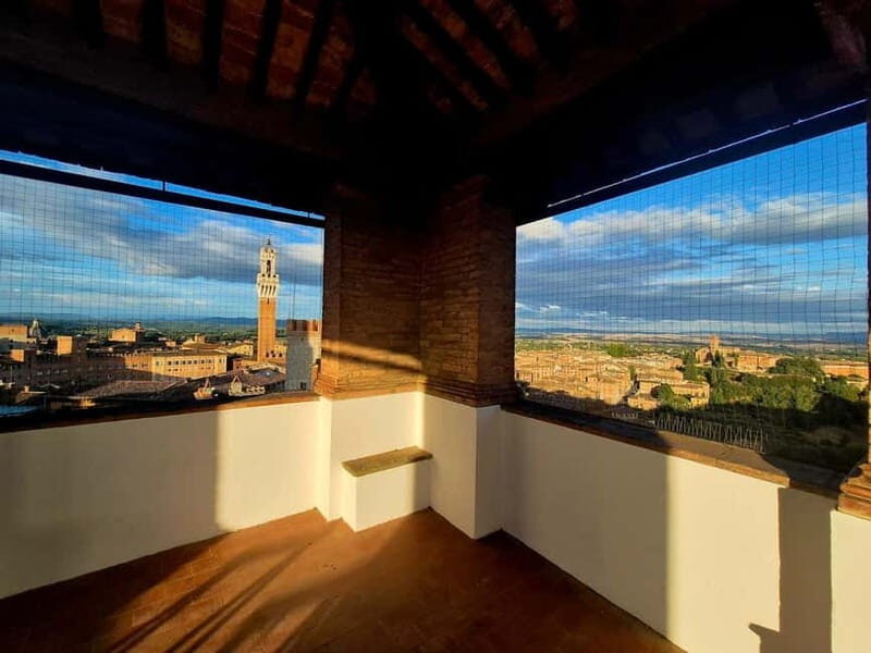 Siena: City tour with entrance to the Duomo and a view from above - The Panoramic View