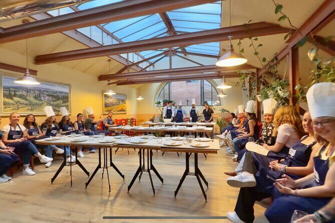 Siena: Pasta and Tiramisu Small Group Cooking Class with Wine - Key Points