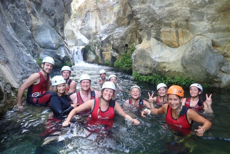 Sierra de las Nieves: Zarzalones Canyoning For Rappel Lovers - The Sum Up